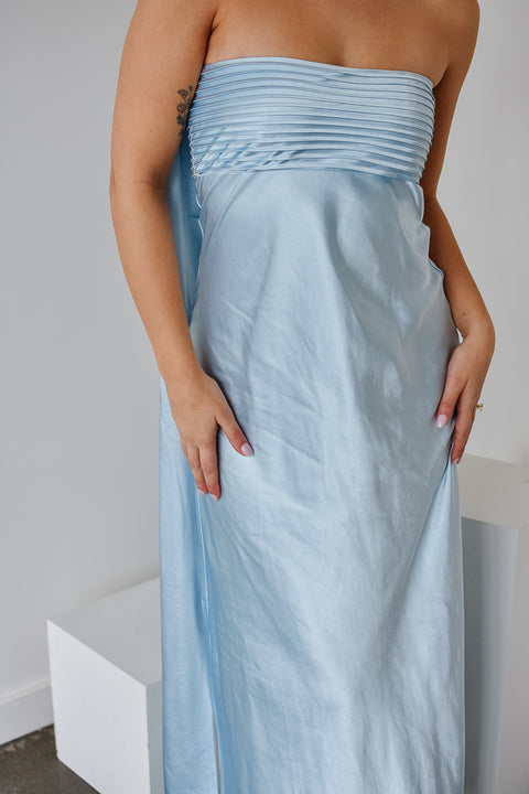 Elsa Ice Blue Maxi Dress with Neck Scarf – Confête